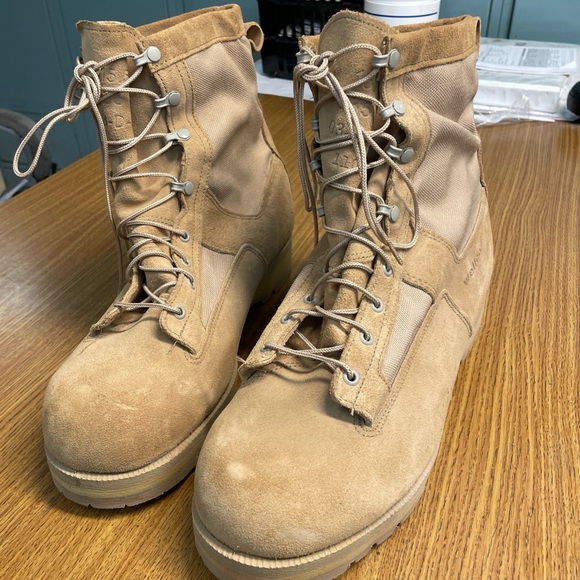 Wellco | Shoes | Tan Hightop Tactical Boots With Rugged Soleswellco ...